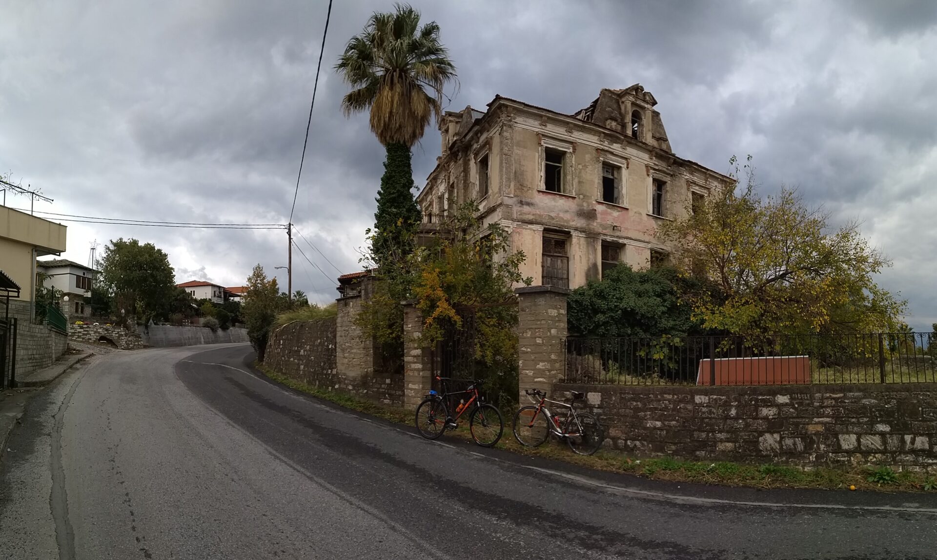 Amfipoli News: «Τους σκότωσε ένα σαμιαμίδι»: Η οικογενειακή τραγωδία ...