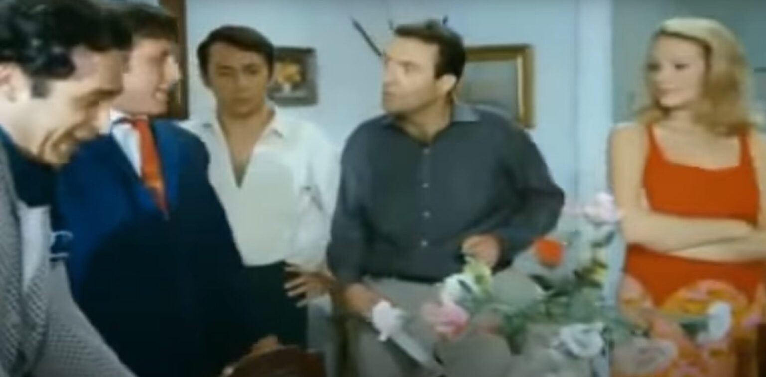 Μια κυρία στα μπουζούκια: Έτσι είναι σήμερα, 55 χρόνια μετά, το σπίτι ...
